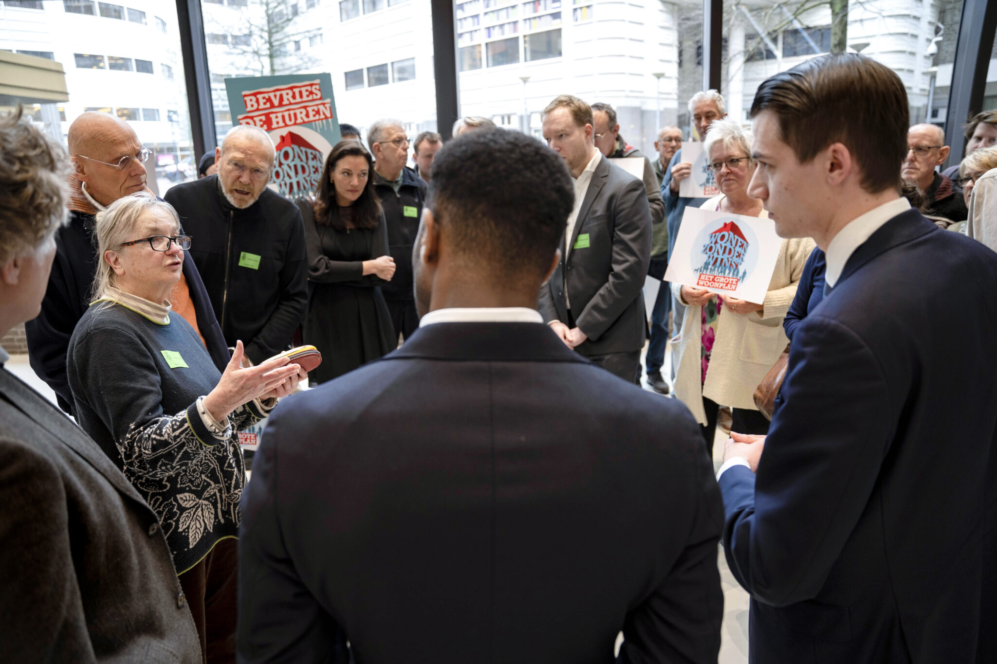 Contact met Tweede Kamerleden | Woonbond